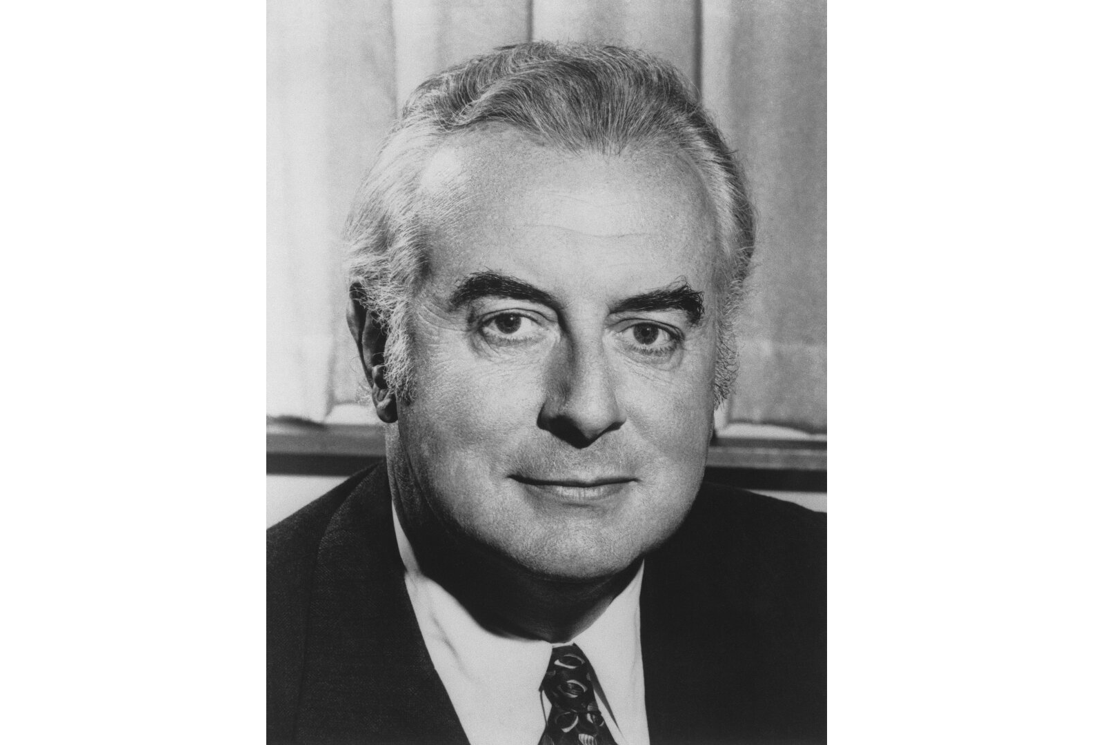 Edward Gough Whitlam - Visuotinė lietuvių enciklopedija