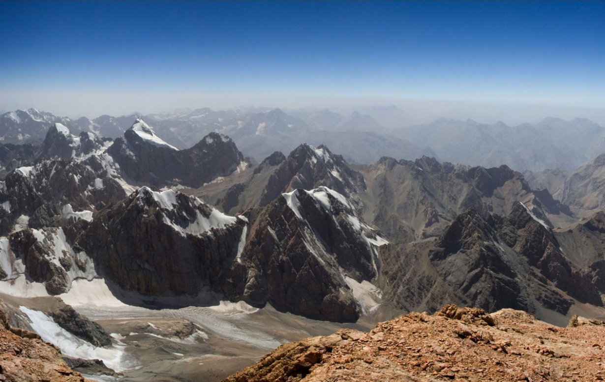 Zarafšono kalnagūbris - Visuotinė lietuvių enciklopedija