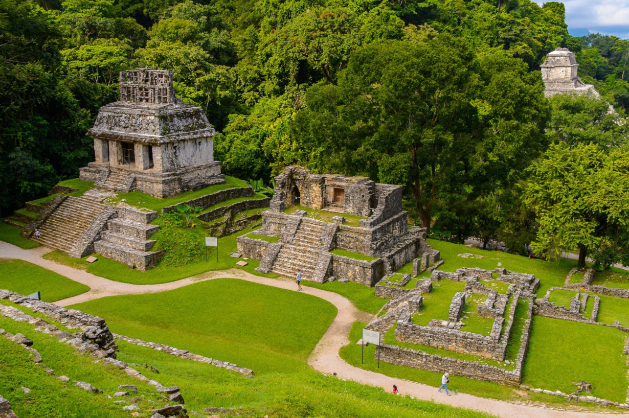 majų architektūra - Visuotinė lietuvių enciklopedija