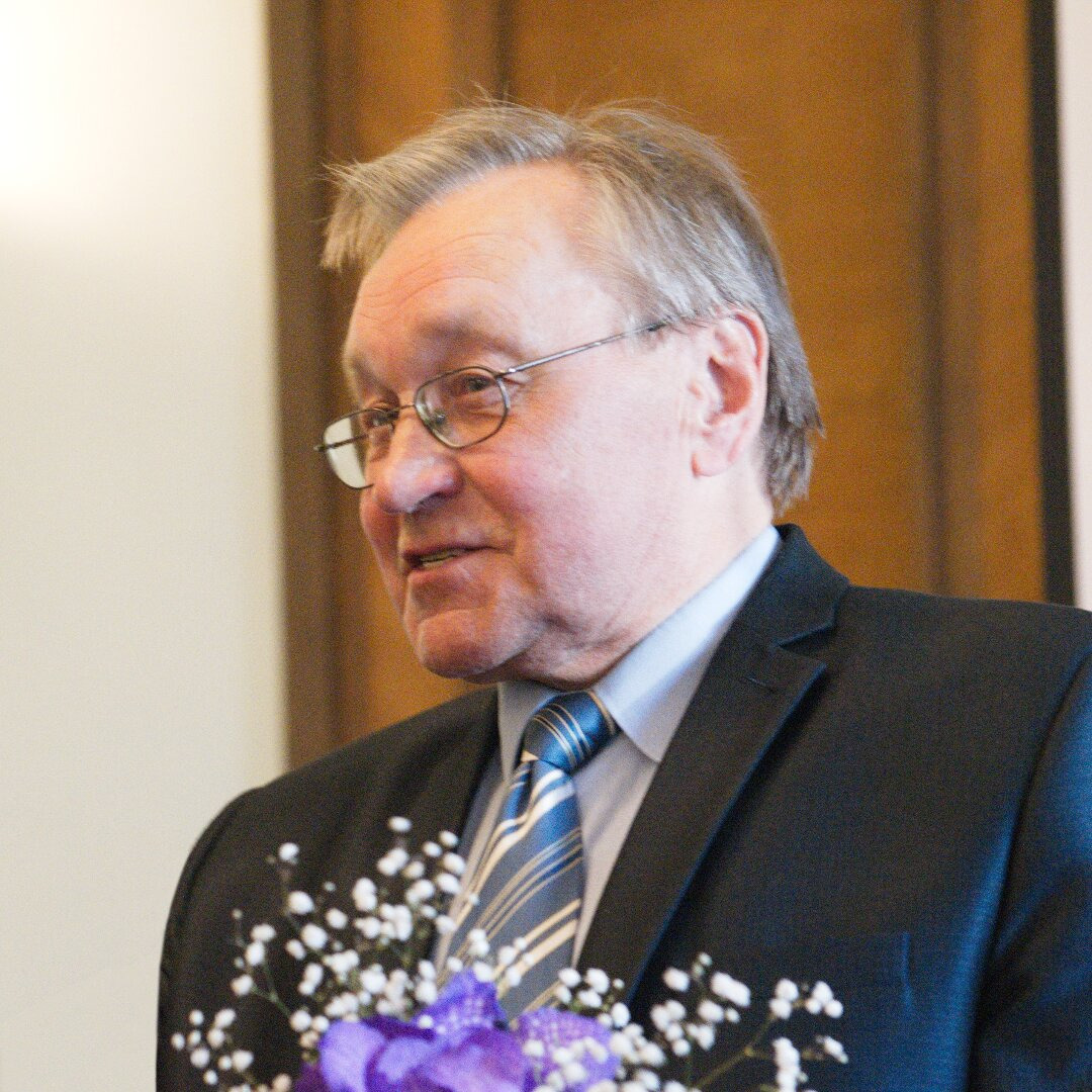 Laimonas Inis - Visuotinė lietuvių enciklopedija