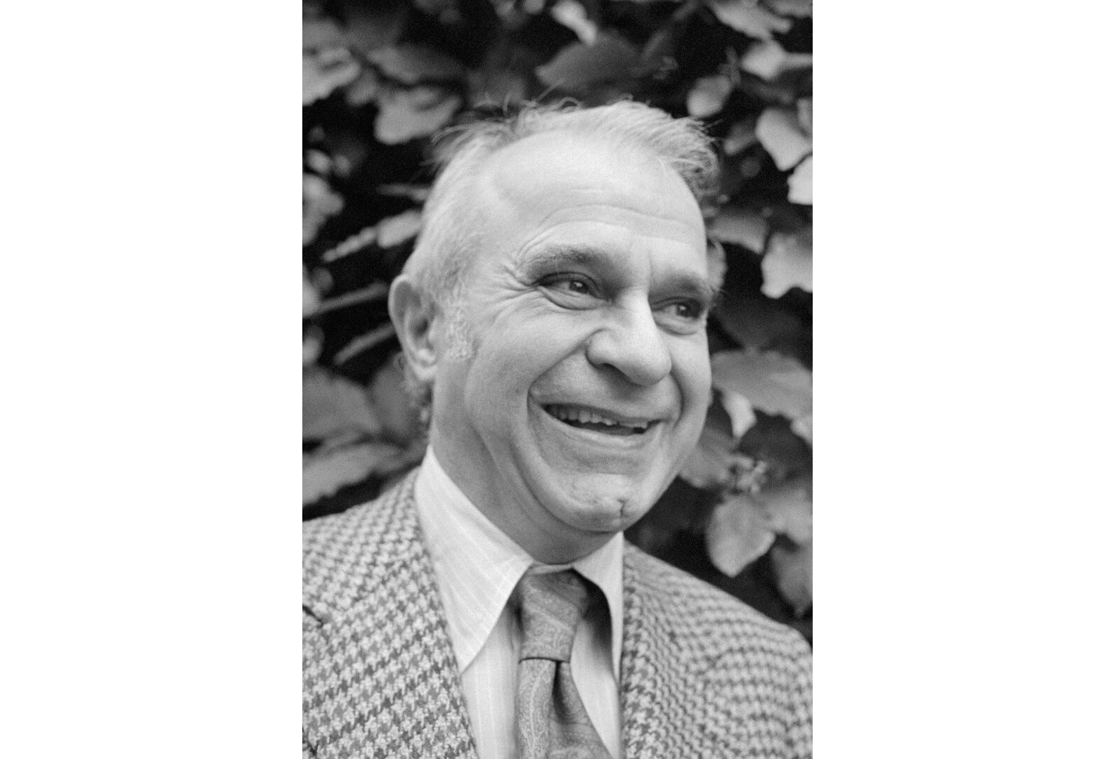 Wassily Leontief - Visuotinė lietuvių enciklopedija