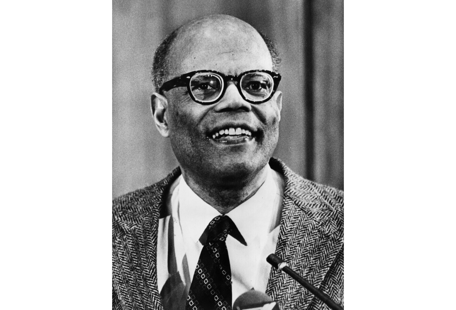 William Arthur Lewis - Visuotinė lietuvių enciklopedija