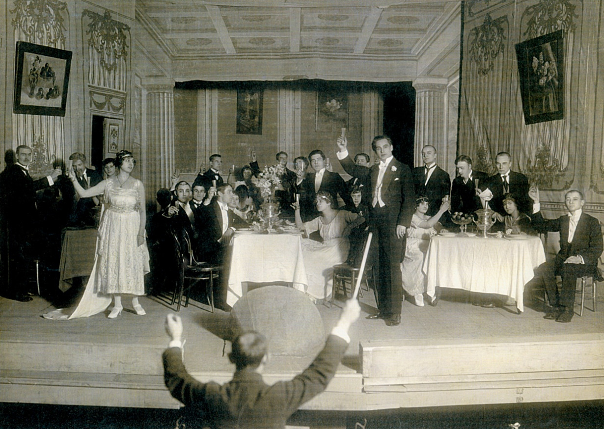 Lietuvos nacionalinis operos ir baleto teatras - Visuotinė lietuvių ...