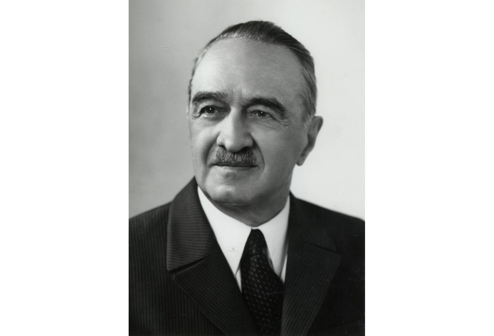 Anastas Mikojan - Visuotinė lietuvių enciklopedija