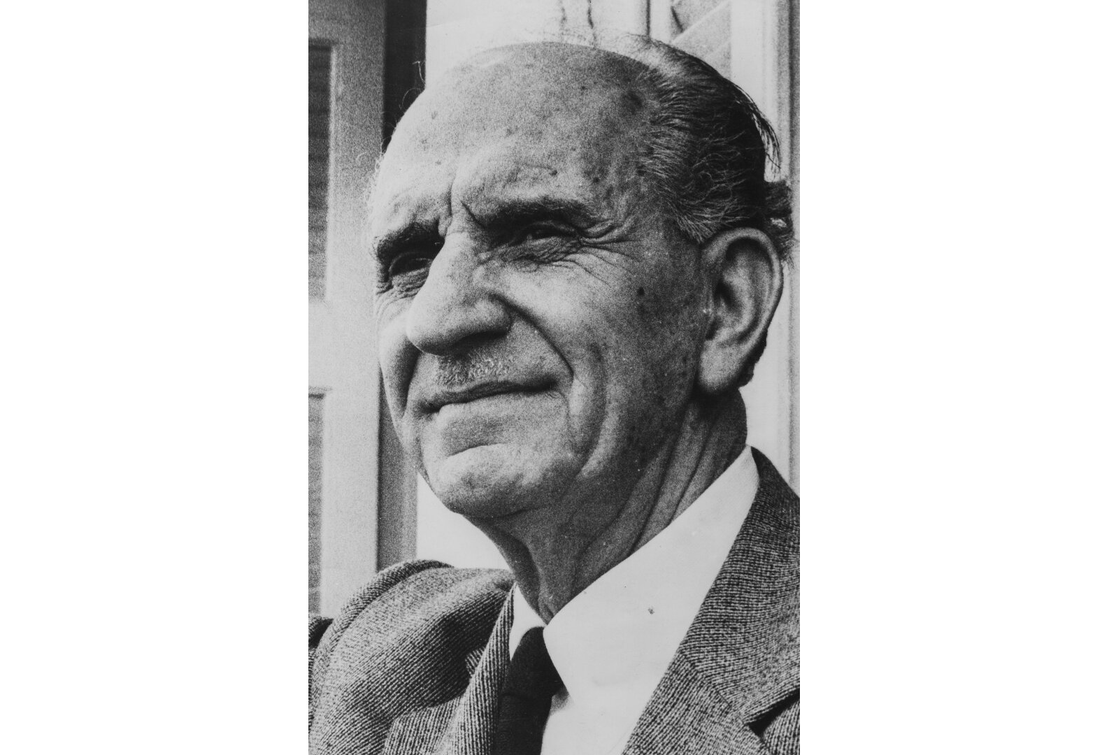 Georgijas Papandreu - Visuotinė lietuvių enciklopedija