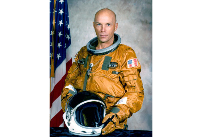 Story Musgrave - Visuotinė lietuvių enciklopedija