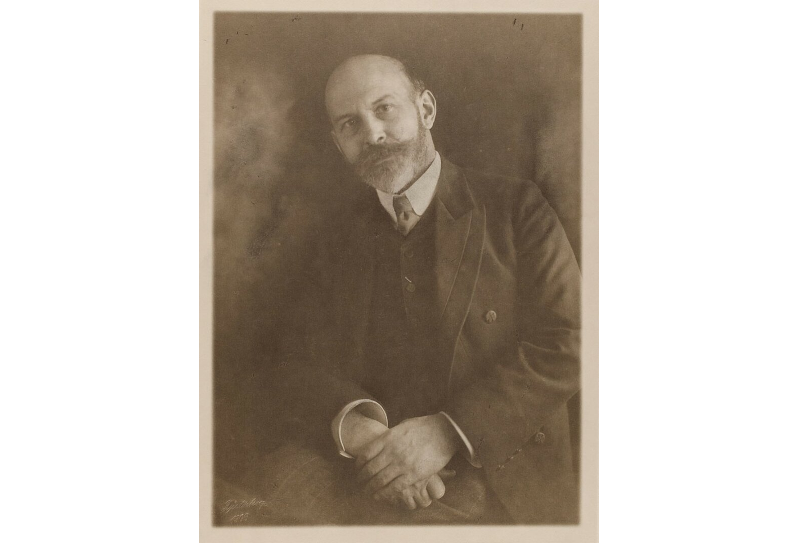 Hermann Muthesius - Visuotinė lietuvių enciklopedija