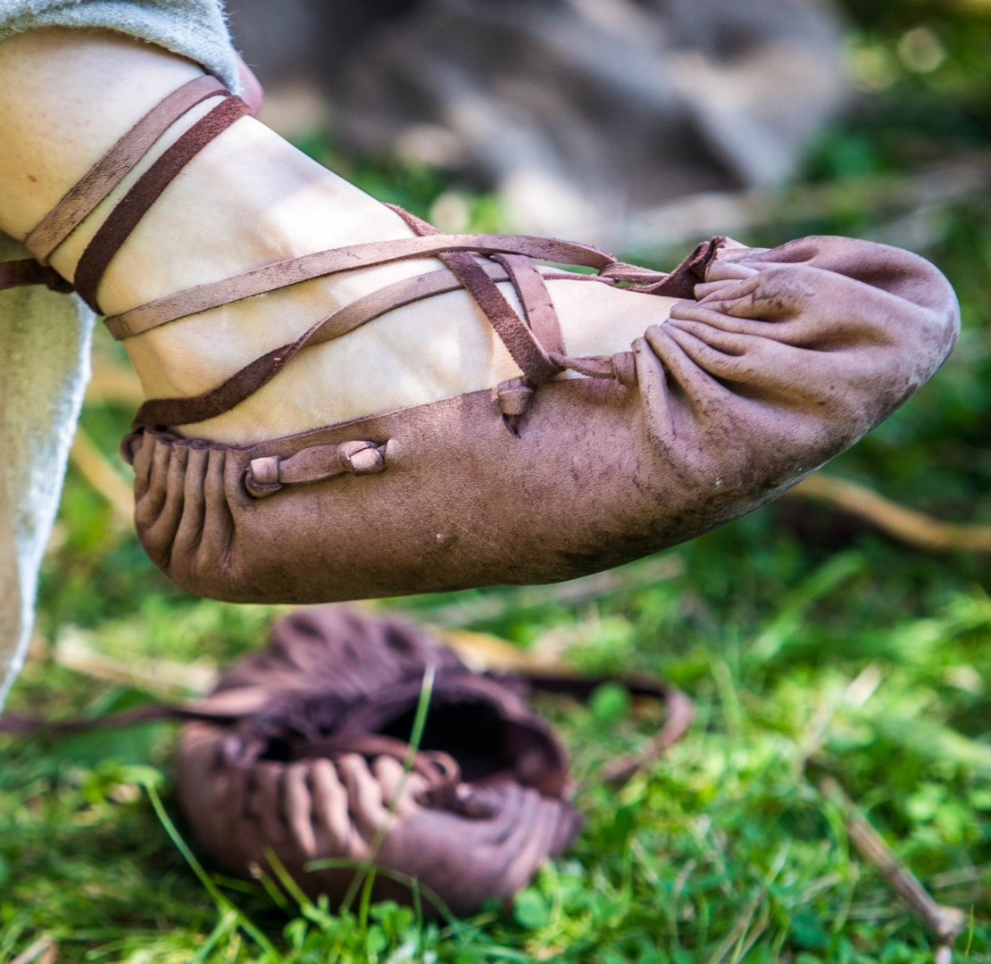 naginės - Visuotinė lietuvių enciklopedija