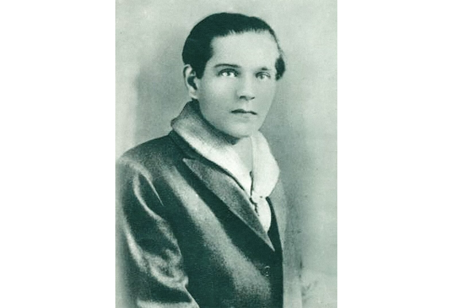 Bronius Laucevičius-Vargšas - Visuotinė lietuvių enciklopedija