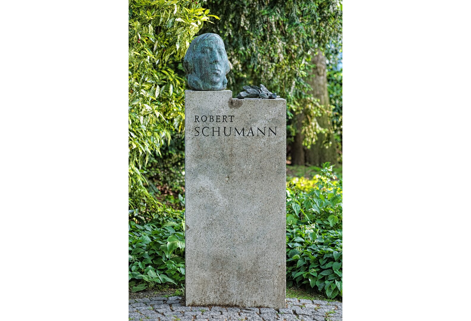 Karl Hartung - Visuotinė lietuvių enciklopedija