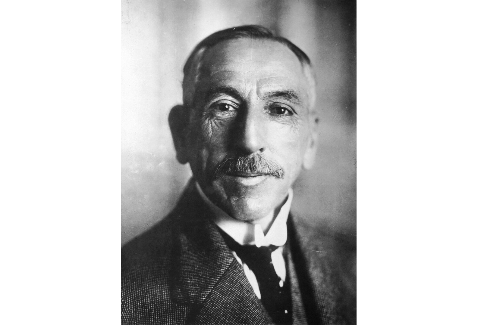 William Morris Hughes - Visuotinė lietuvių enciklopedija