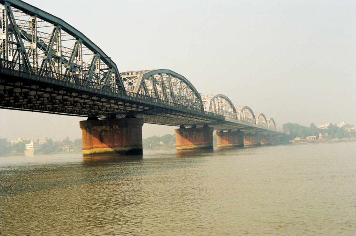 Hugli - Visuotinė lietuvių enciklopedija