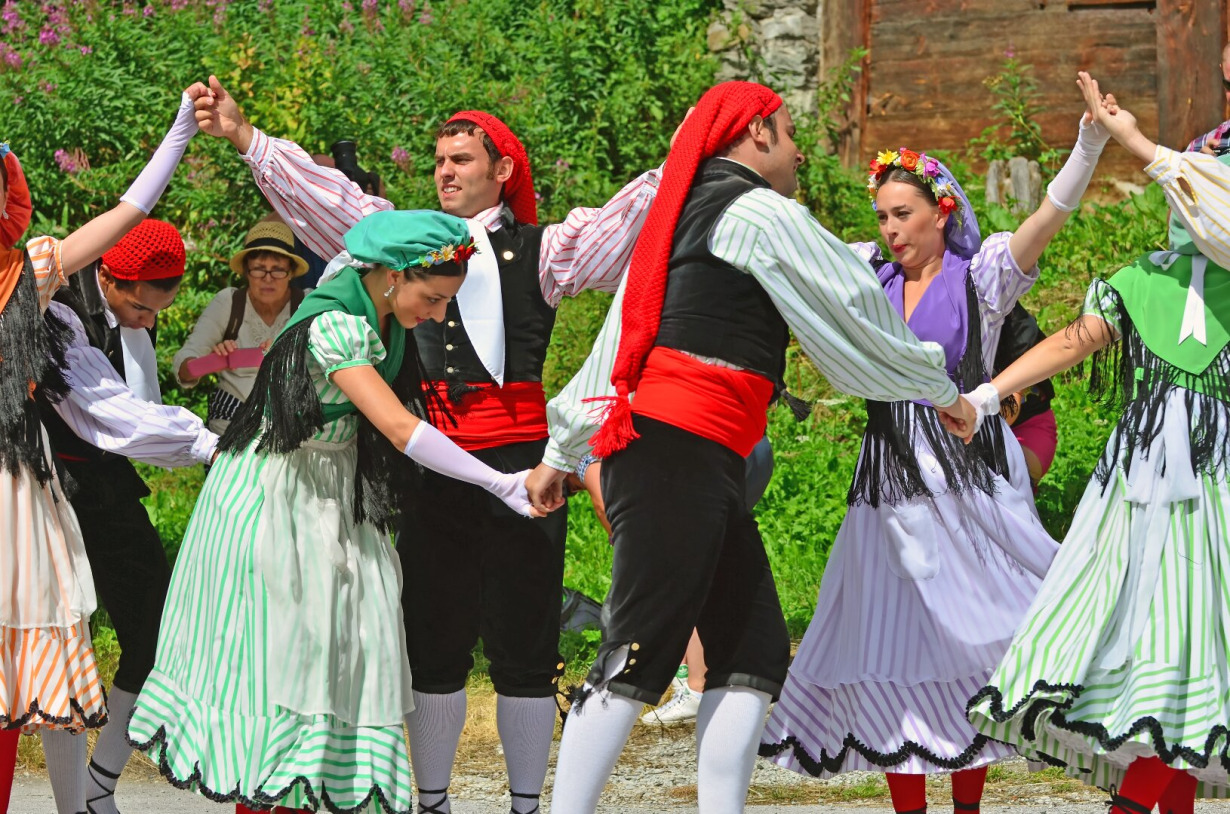 katalonai - Visuotinė lietuvių enciklopedija