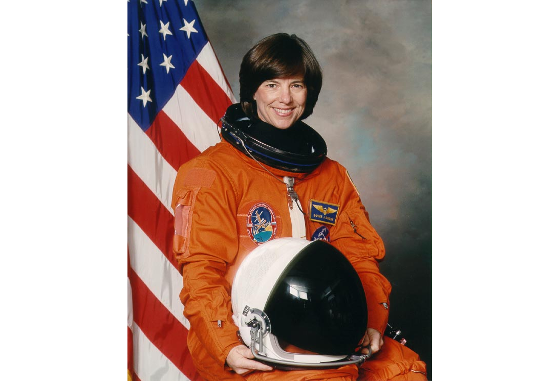 Bonnie Dunbar - Visuotinė lietuvių enciklopedija