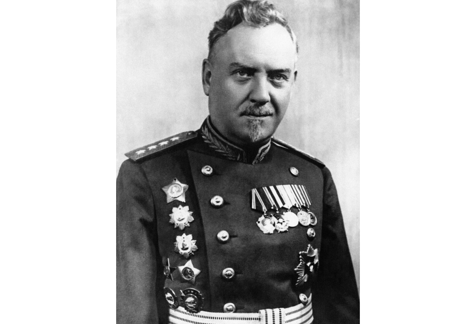 Nikolaj Bulganin - Visuotinė lietuvių enciklopedija