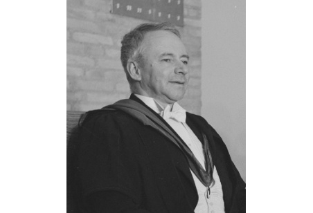 Colin Grant Clark - Visuotinė lietuvių enciklopedija