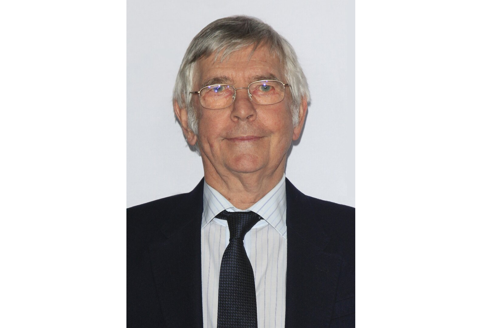 Tom Courtenay - Visuotinė lietuvių enciklopedija