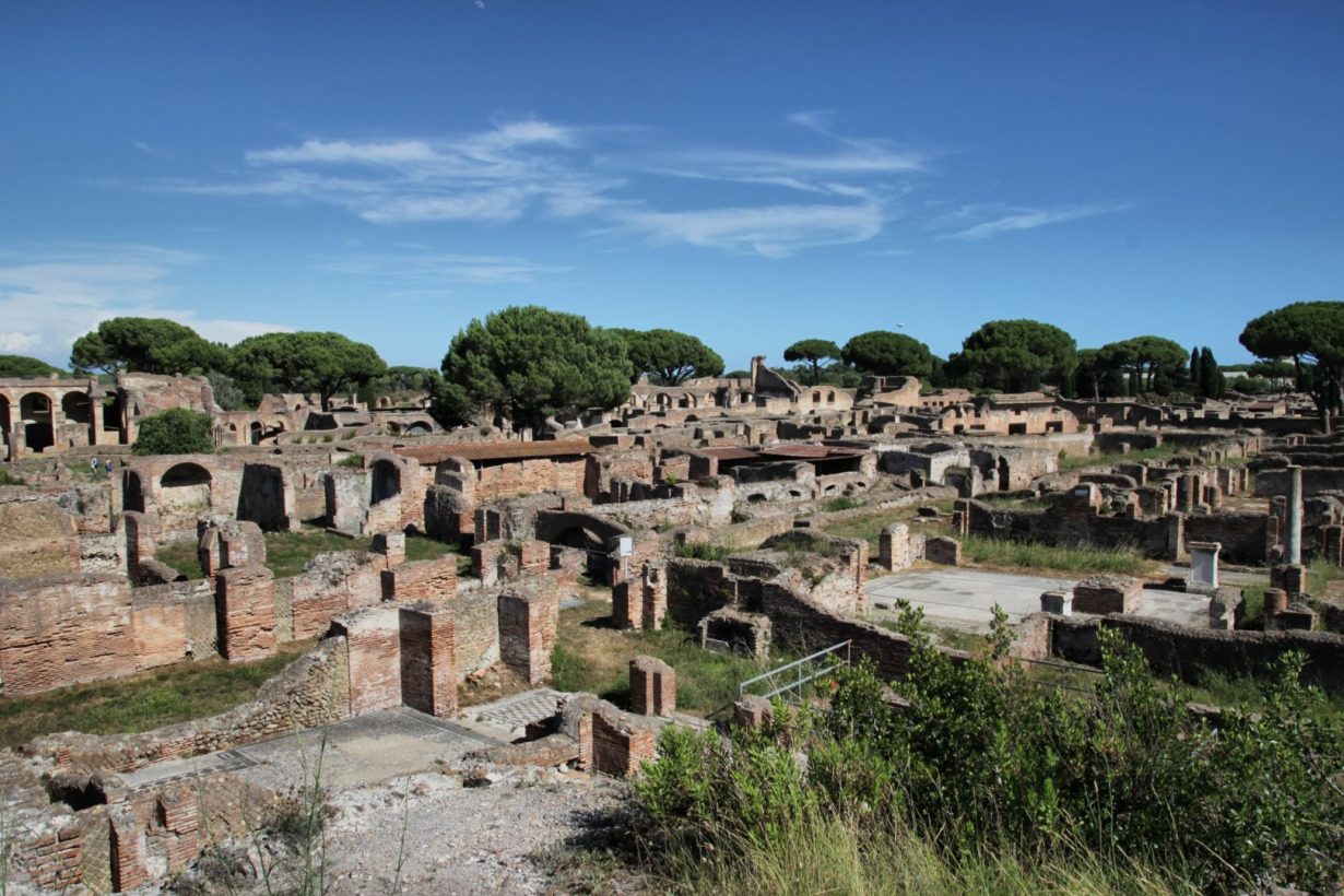 Ostija - Visuotinė lietuvių enciklopedija