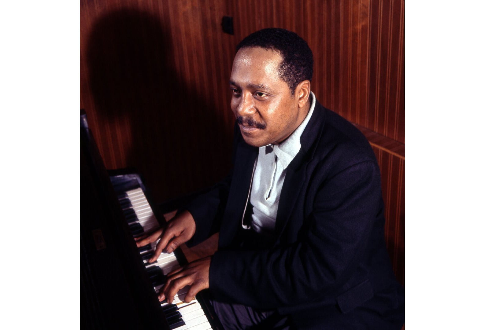 Earl Powell - Visuotinė lietuvių enciklopedija