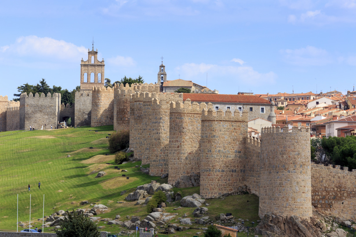 Ávila - Visuotinė lietuvių enciklopedija