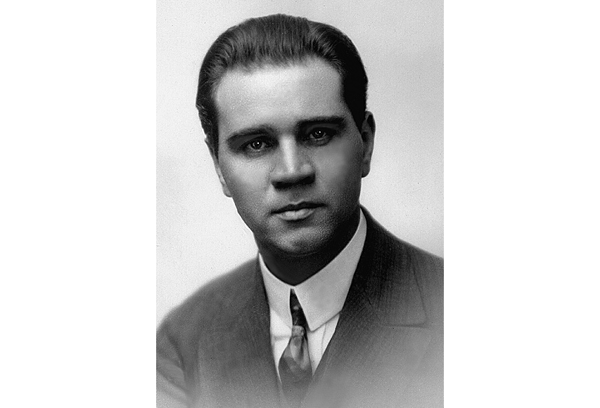 Evald Aav - Visuotinė lietuvių enciklopedija