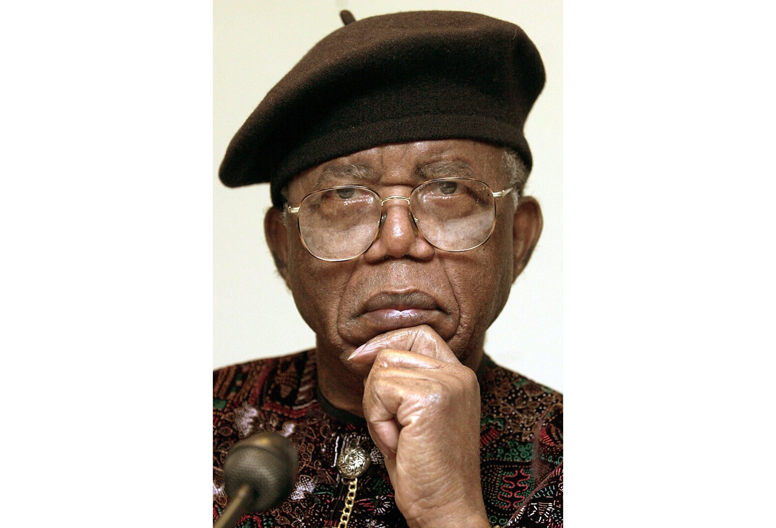 Chinua Achebe - Visuotinė lietuvių enciklopedija