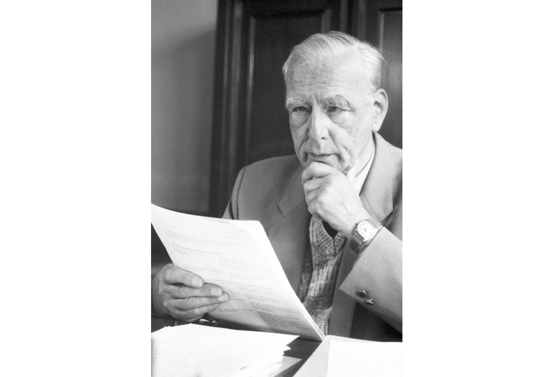 Ernst August Friedrich Ruska - Visuotinė lietuvių enciklopedija