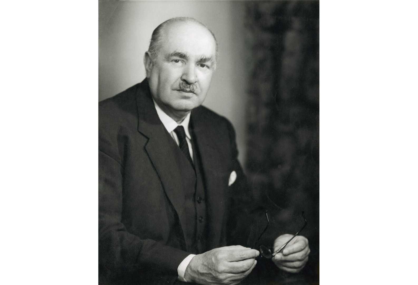 Laurence Dudley Stamp - Visuotinė lietuvių enciklopedija