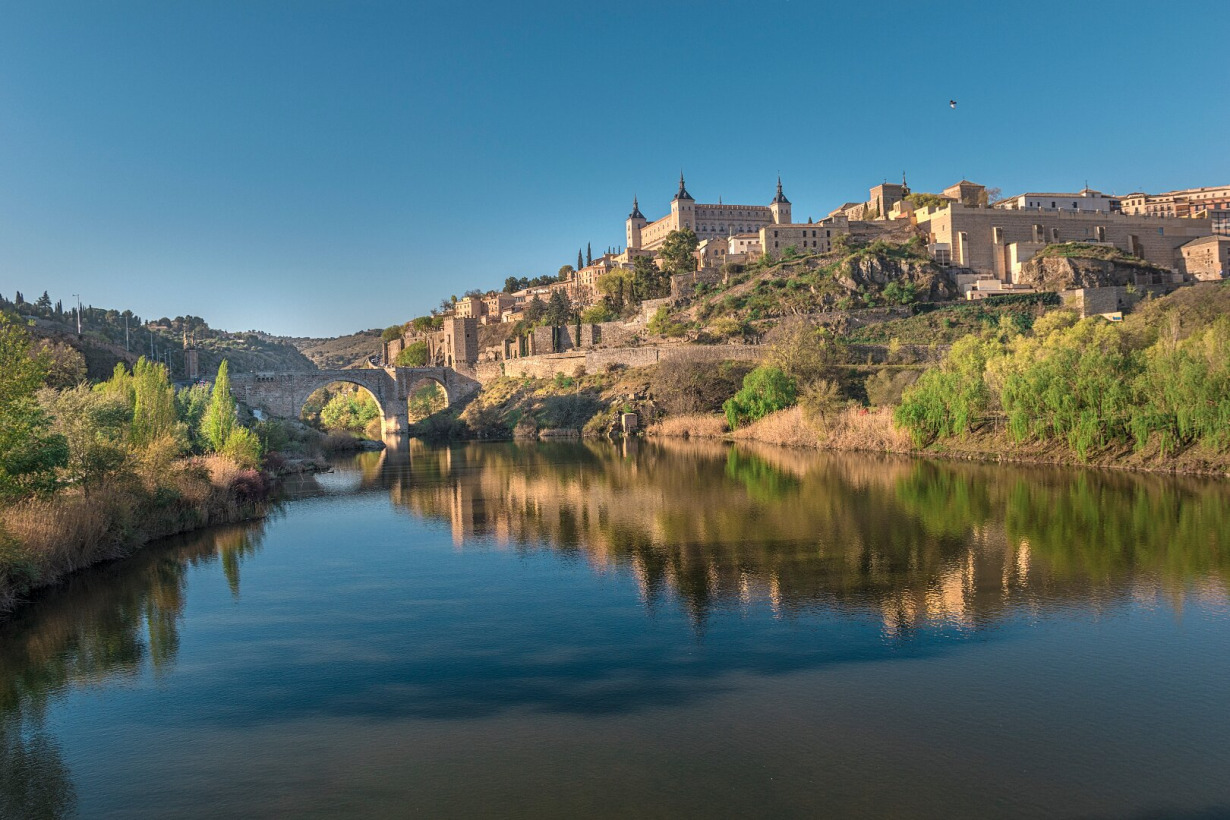 Tajo - Visuotinė lietuvių enciklopedija