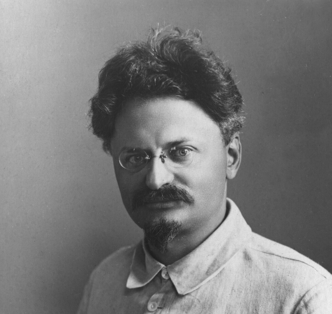 Lev Trockij - Visuotinė lietuvių enciklopedija