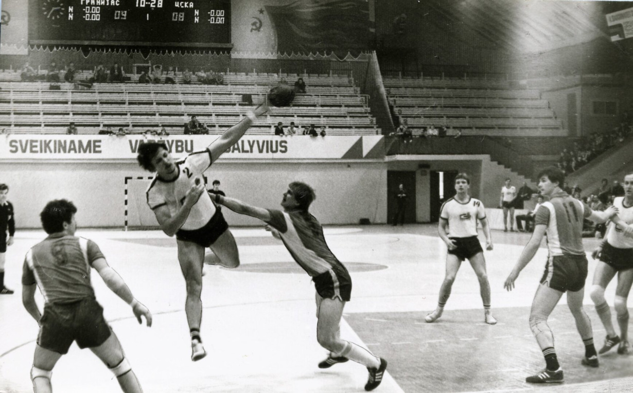 Raimondas Valuckas - Visuotinė lietuvių enciklopedija